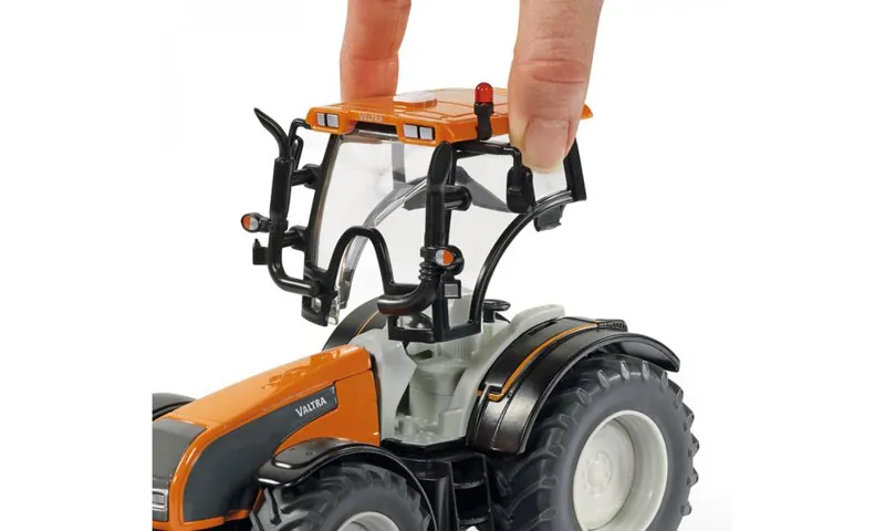 Siku 1:32 Valtra Tractor with Kuhn Embankment Mower